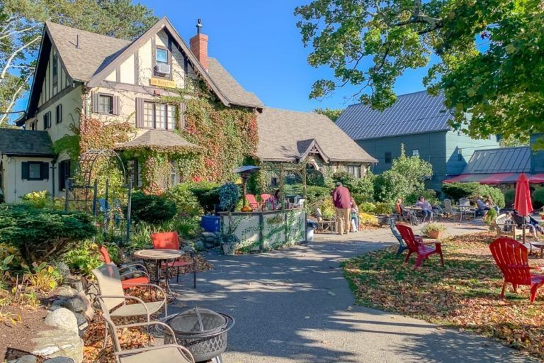 5 Best Places To Stay Near Acadia National Park (2023 Hotels)