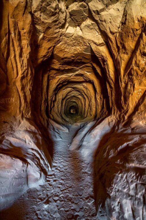 How To Hike Belly Of The Dragon Trail Near Kanab Utah