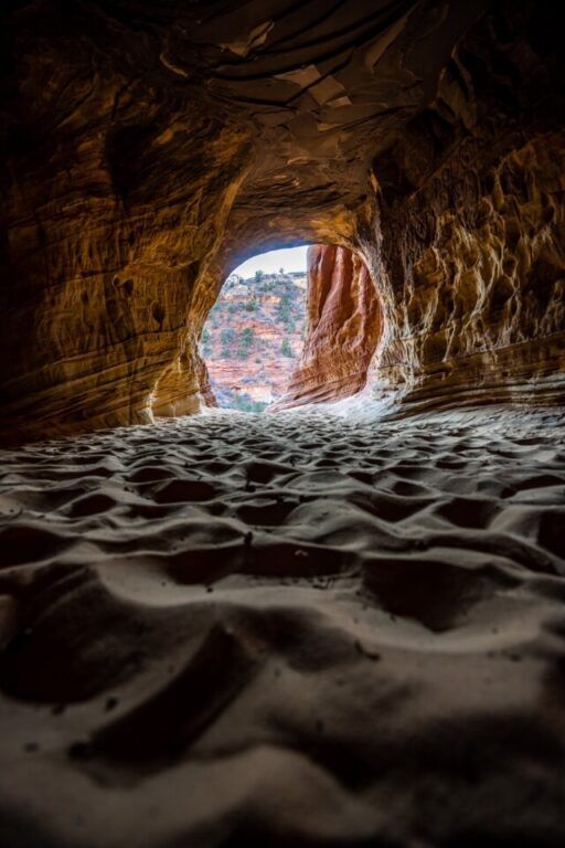 Tips For Visiting Kanab's Moqui Caverns