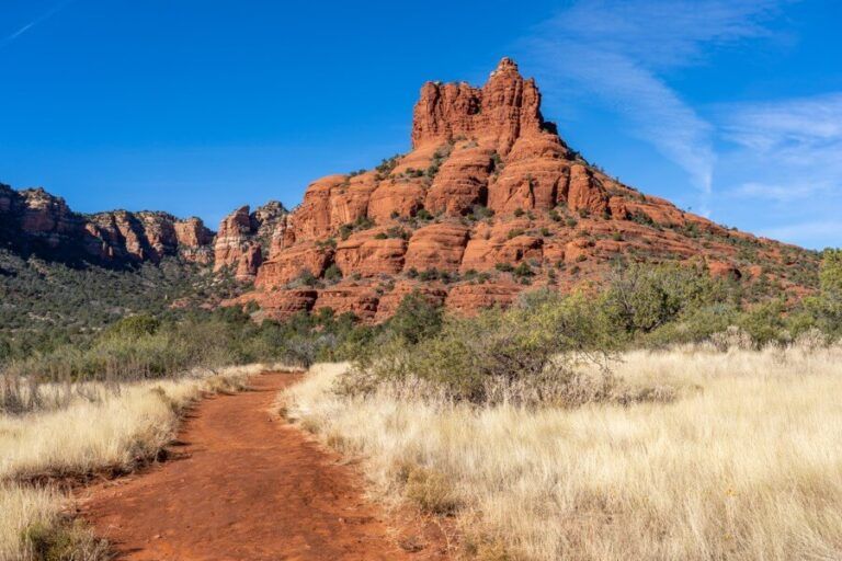 How To Hike Bell Rock + Courthouse Butte Loop Trail In Sedona