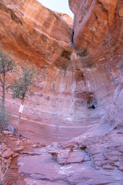 How To Hike The Birthing Cave Trail In Sedona
