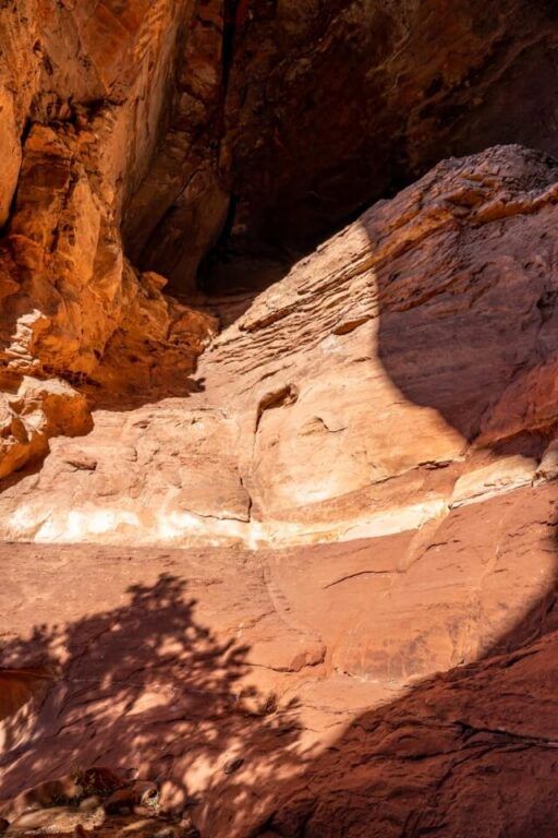 How To Hike The Keyhole Cave Trail In Sedona