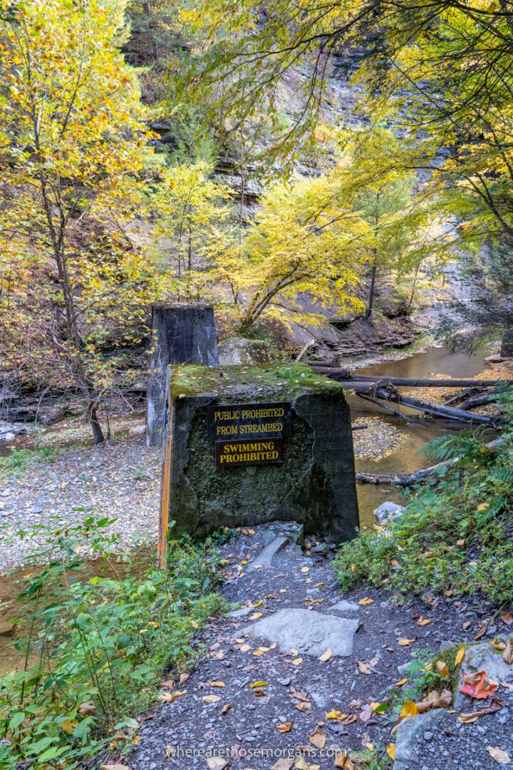 How To Hike The Gorge Trail At Stony Brook State Park